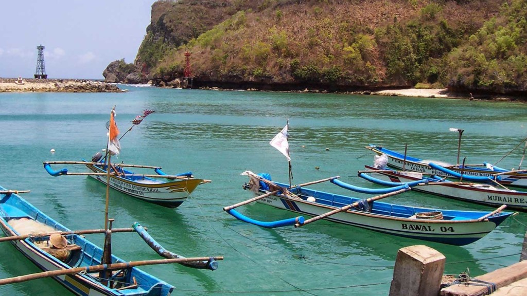 Pantai Sadeng ?️ HTM, Rute, Foto & Ulasan Pengunjung
