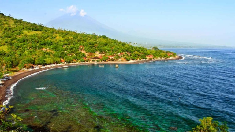 Pantai Ria Kenjeran 🏖️ HTM, Rute, Foto & Ulasan Pengunjung
