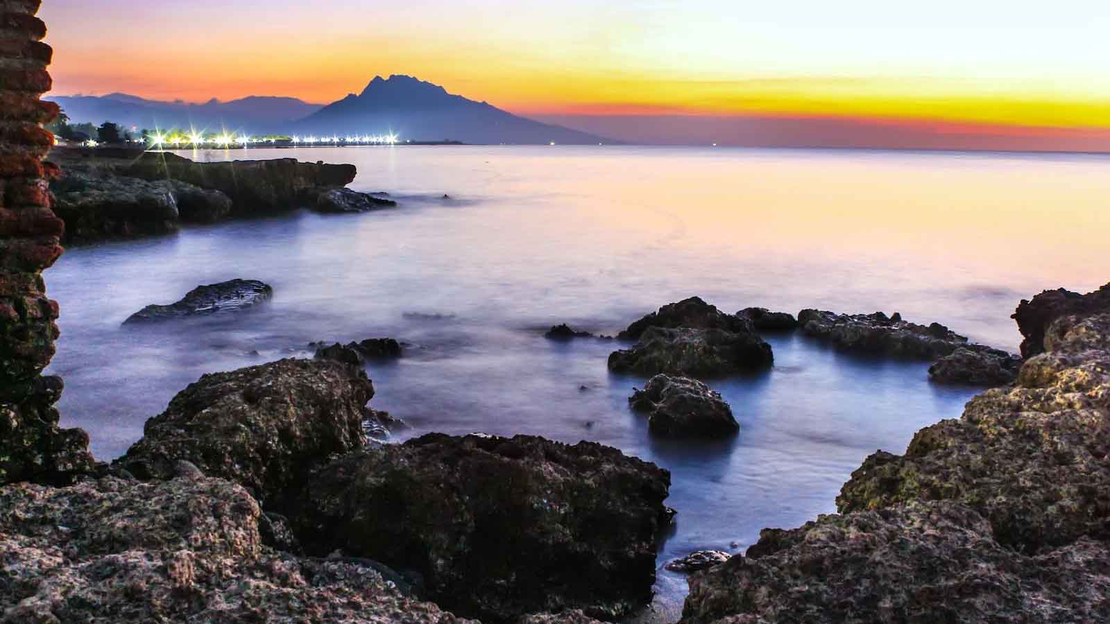 8 Rekomendasi Wisata Pantai 🏖️ di Situbondo, Jawa Timur