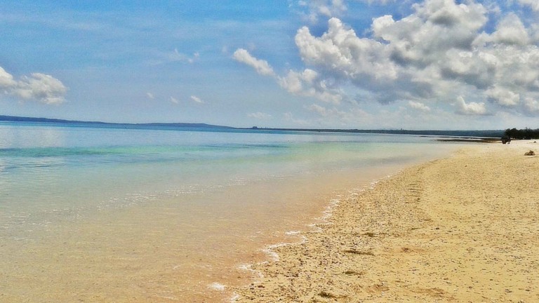 Pantai Tablolong ?️ HTM, Rute, Foto & Ulasan Pengunjung