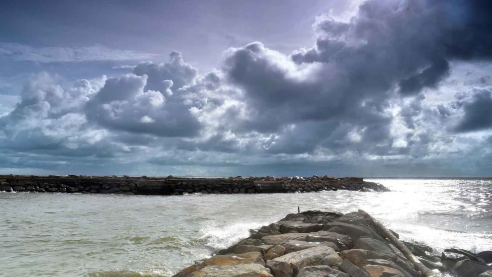 Pantai Muaro ?️ HTM, Rute, Foto & Ulasan Pengunjung