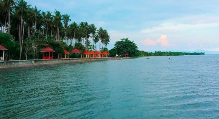 Pantai Lemo ?️ HTM, Rute, Foto & Ulasan Pengunjung