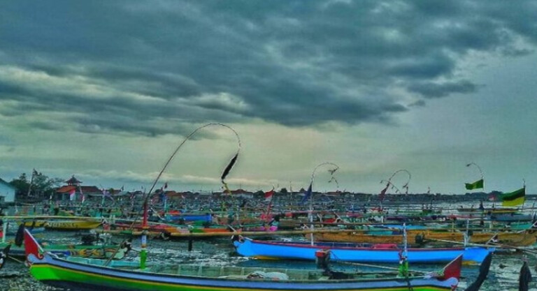Pantai Lekok ?️ HTM, Rute, Foto & Ulasan Pengunjung