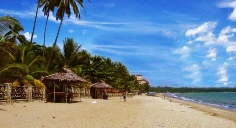 Pantai Sambolo ?️ HTM, Rute, Foto & Ulasan Pengunjung