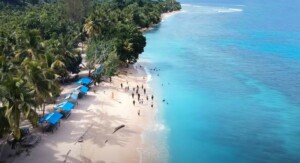Pantai Base G ?️ HTM, Rute, Foto & Ulasan Pengunjung