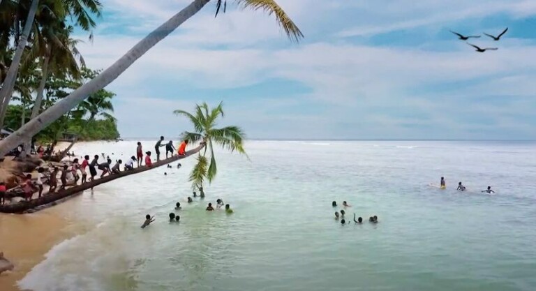 Pantai Base G ?️ HTM, Rute, Foto & Ulasan Pengunjung